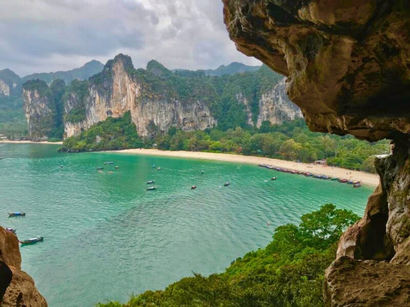 Why Southern Thailand is a must for rock climbers - Sawasdee