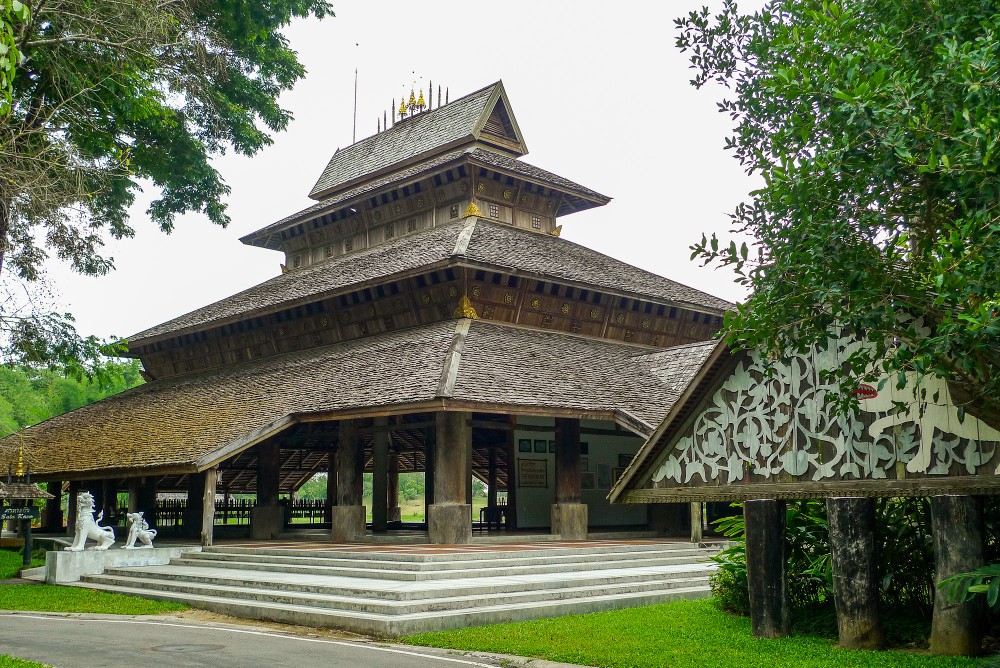 Culture, nature and bright lights at Mae Fah Luang Art & Cultural Park - Sawasdee