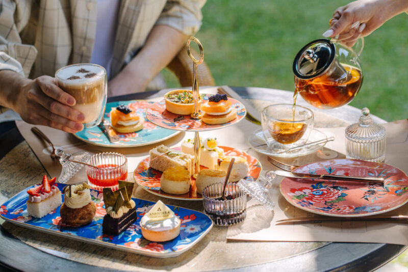 Tea in Chiang Mai is a classy affair - Sawasdee